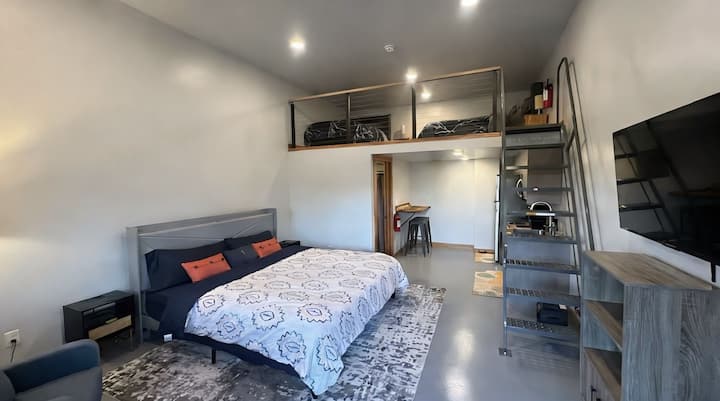 Cabin 5 - Hill City, SD