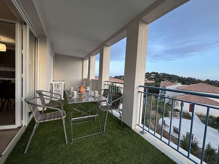 Appartement 3 Pièces - 4 Couchages Cavalaire Sur M - Cavalaire-sur-Mer