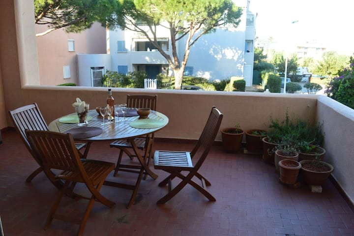 Appartement 2 Pièces 4 Couchages À Cavalaire - Cavalaire-sur-Mer