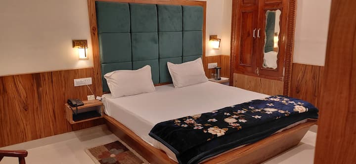 Deluxe Room - Kullu