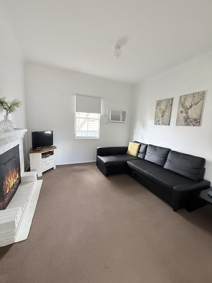 Hunter Valley Home | Big Yard | Near Wineries - Paxton