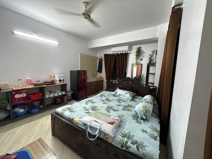 Ac Studio In Mirpur Dohs Near Metro & Airport - Dhaka