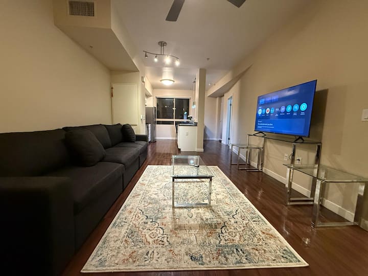 Luxury 1bedroom Apt. W/parking Pool Gym - Los Angeles, CA