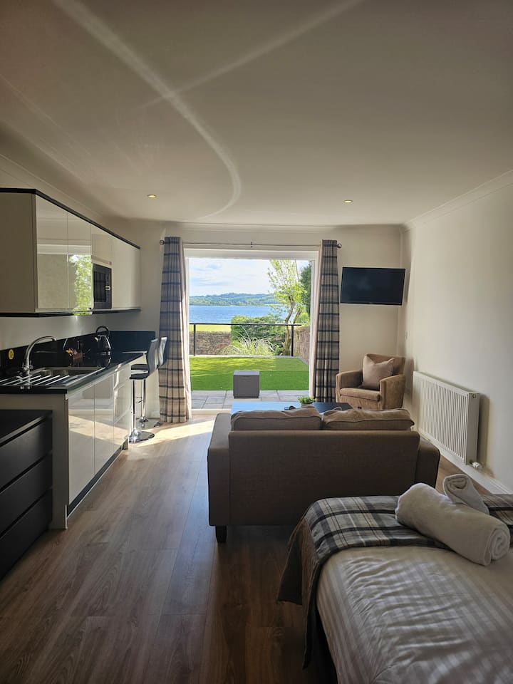 Luxury 1 Bedroom Apartment With Loch View *Bl* - Arrochar