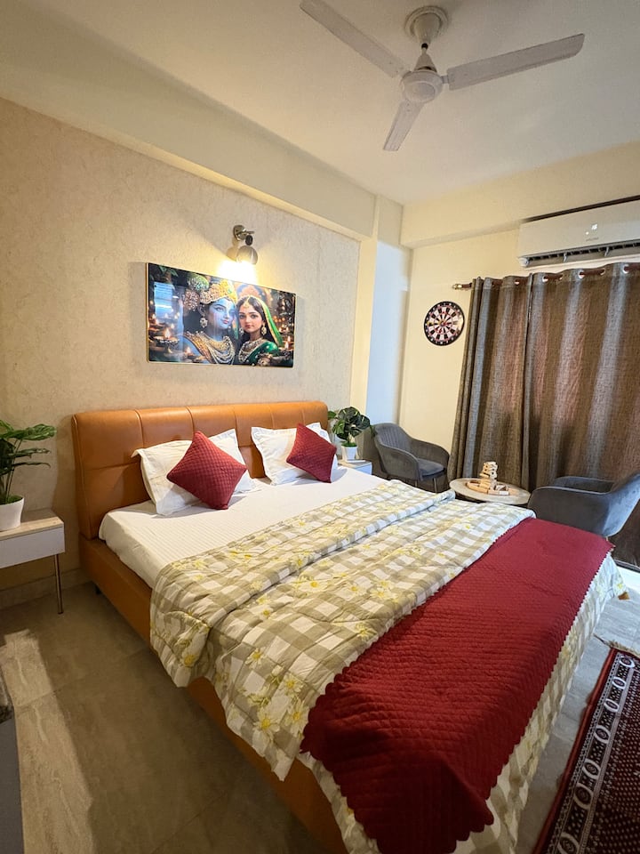 Divine Stay - Vrindavan