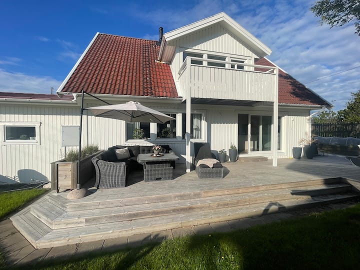 Vacker Villa På ÖCkerö! - Hönö