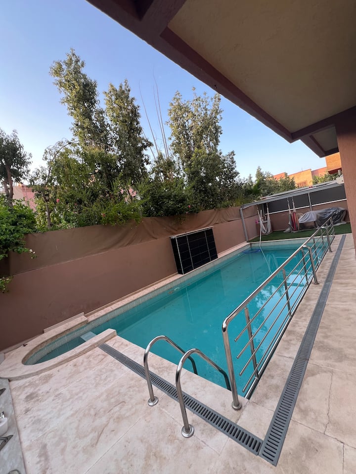 Villa 8 Chambres Idéale Pour D Séjours En Famille - Marrákes