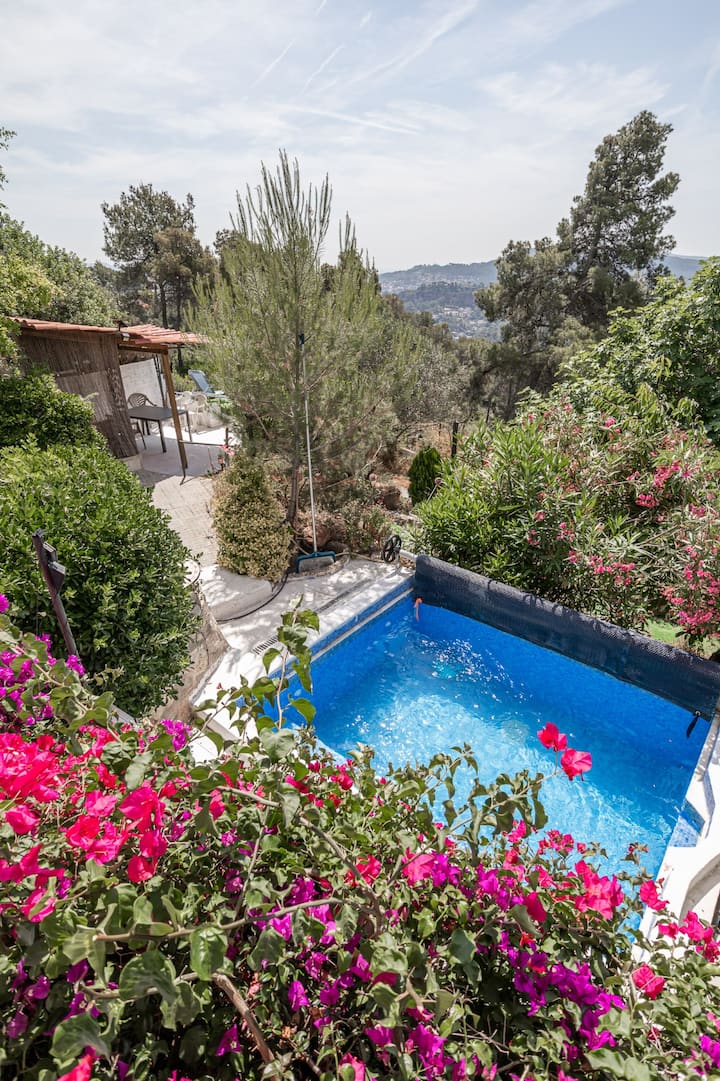 Piso Nuevo Con Vista Hasta Barcelona Con Piscina - Martorell
