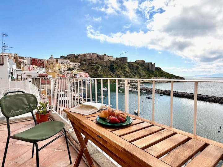 Nido Di Selene, Procida - Procida