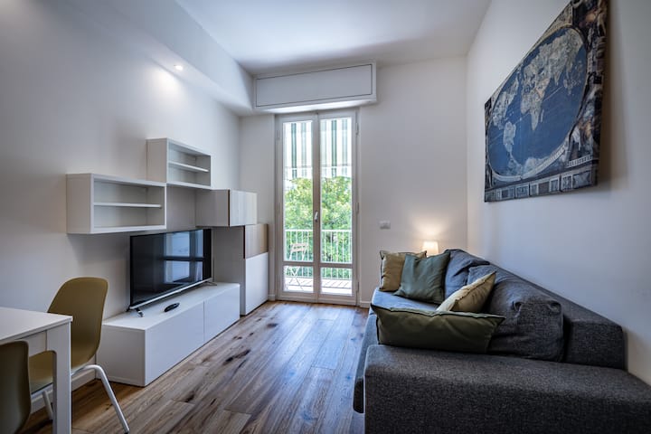 Yid Buonvicini Design Apt In Florence Out Of Ztl - Florence