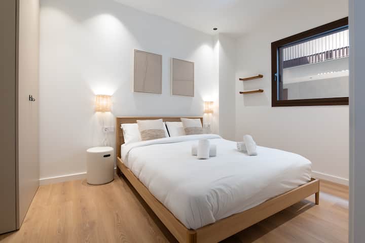 Can Milà | Signature Apartment Double Bed (115) - Sitges