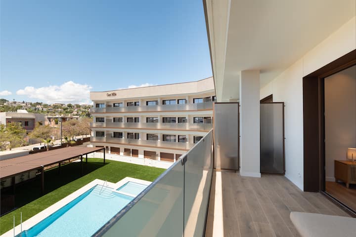 Can Milà | Signature Apartment Double Bed (202) - Vilanova i la Geltrú