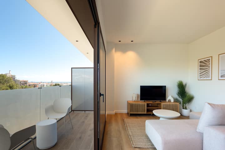 Can Milà | Signature Apartment Double Bed (315) - Sitges