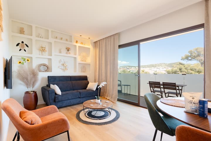 Can Milà / Signature Ap., City View, Dbl Bed (316) - Sitges