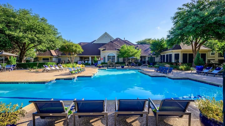 Serene & Cozy 2br Workerfriendly, Pool&gym+kingbed - Allen, TX