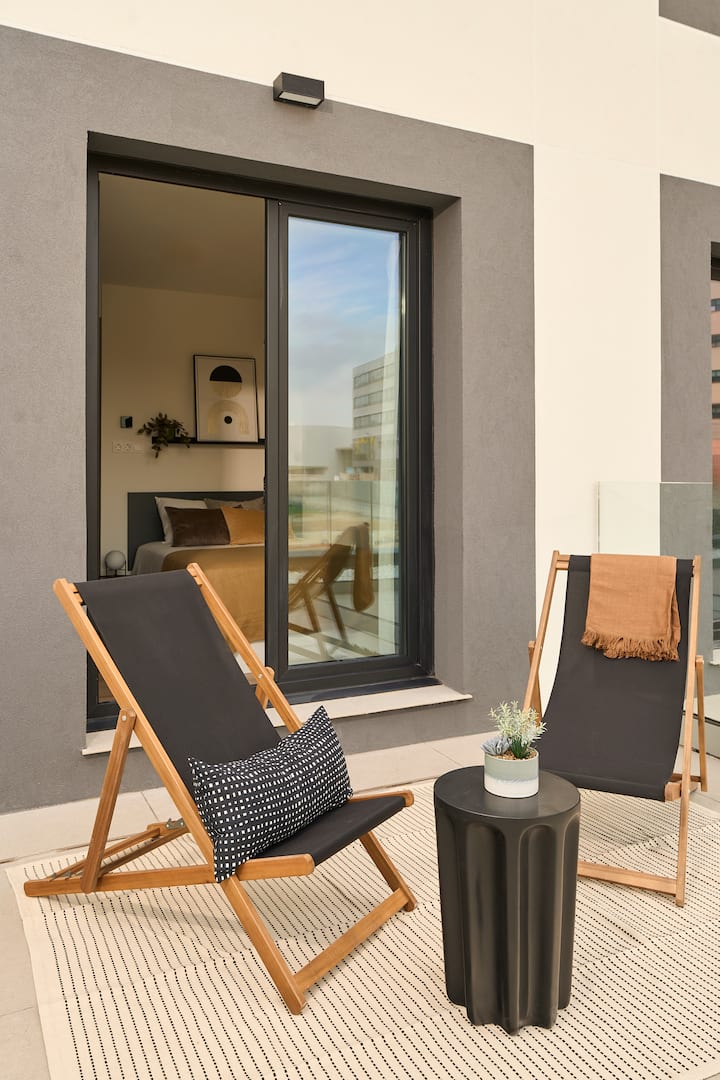Moderno Estudio Equipado Y Con Terraza - Alcorcón