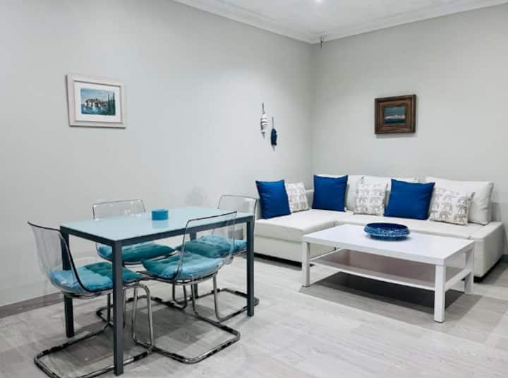 Apartamento Adosado Con Terraza - Bayona, España