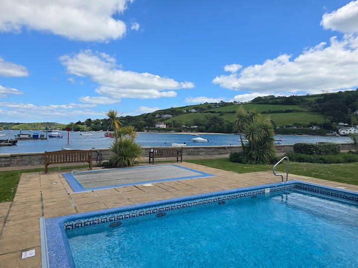 Central Salcombe - Parking & Heated Pool Included - Salcombe