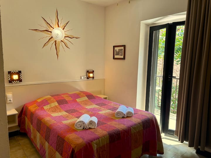 Hôtel Le Bon Accueil, Hôtel Familial à Porto Ota - Porto