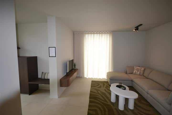 Yourhouse 2 - Geel