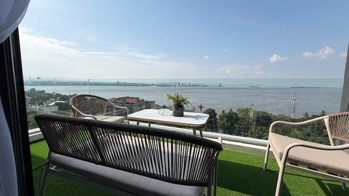 Stunning River View 2 Bdr Apartment In Gombe - 