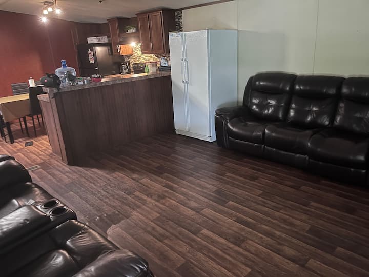 3 Min From 288 And 5 Min From Hwy 6 - Pearland, TX