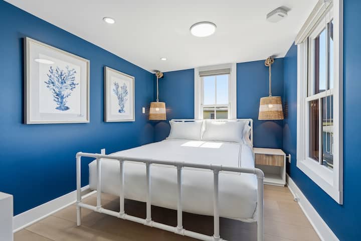The Marilyn Inn - Sunline Room - Belmar, NJ