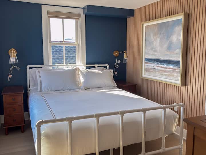 The Marilyn Inn - Nautical Tide - Belmar, NJ