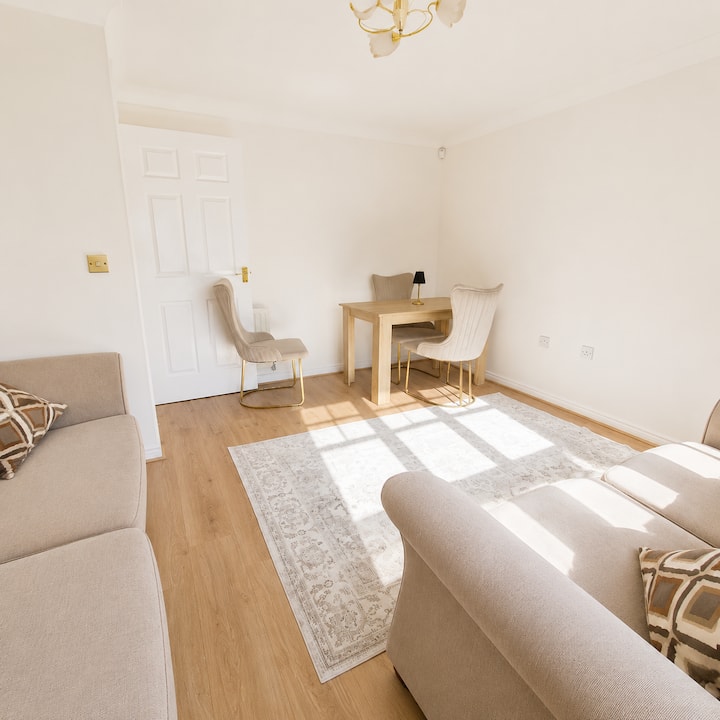 Modern 3-br Flat In Northampton Near Town Centre - Northampton