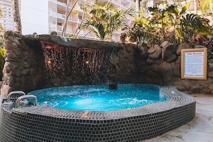 Bright Island 2-double | Pool View | 3 Units - Honolulu, HI