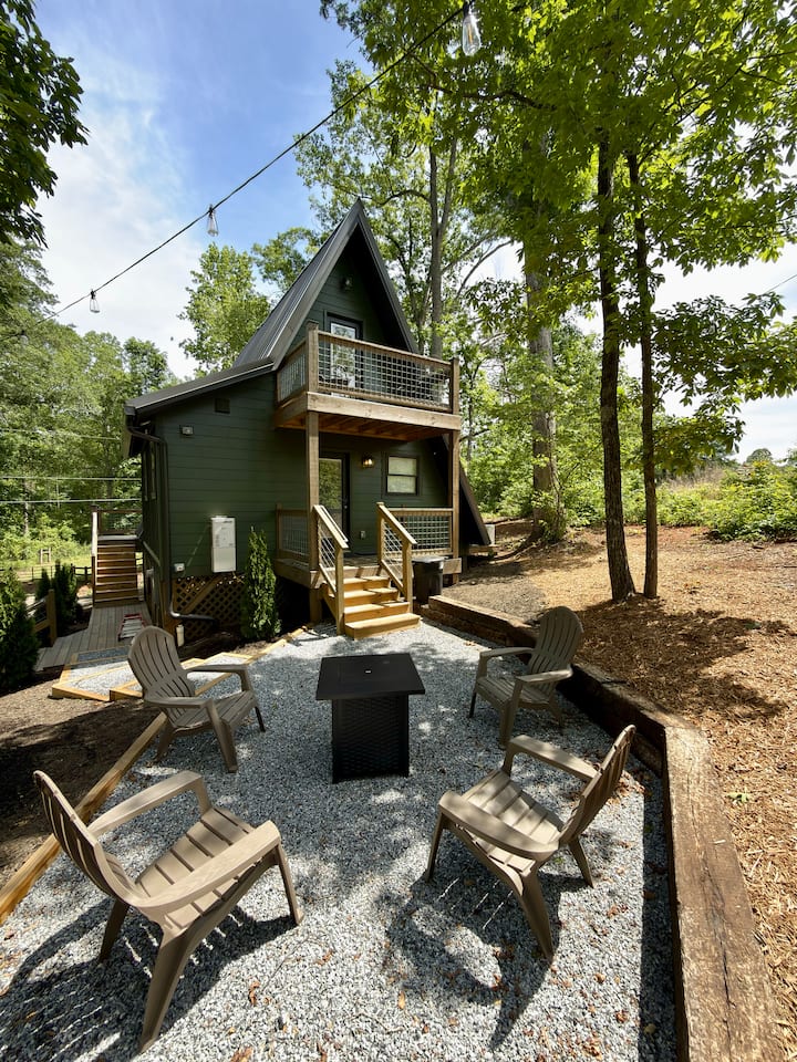 A-frame Timber Retreat W Fire Pit - Greer, SC