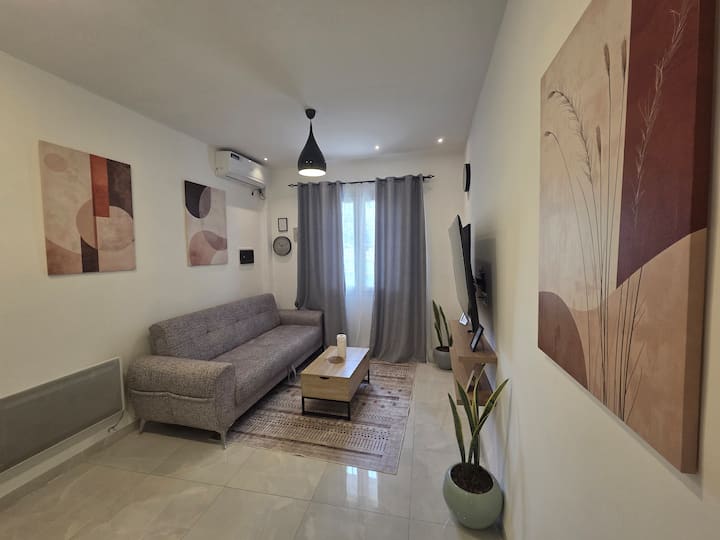 Charmant Studio Avec Parking Sur Place. - Tizi Ouzou