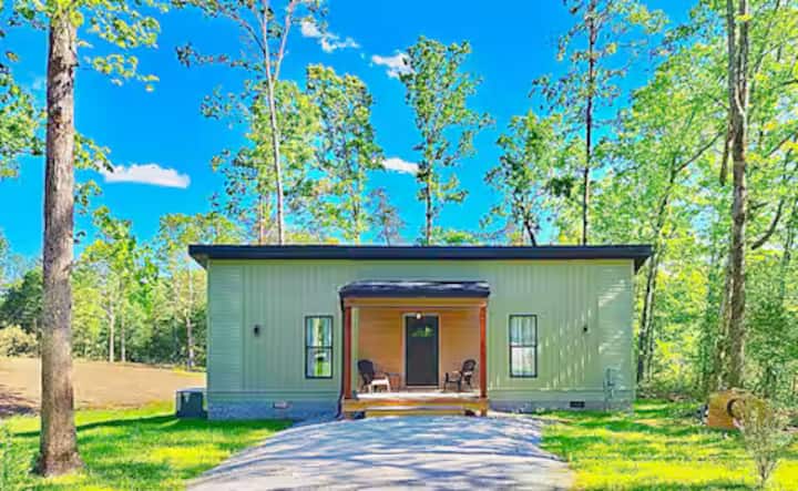 Basses Creek Cabins - C: Fire Pit, Golf & Hiking - cumberland trail, Pikeville