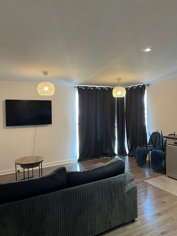 Pavillion 2 Bed/2 Bath Free Parking - King Power Stadium
