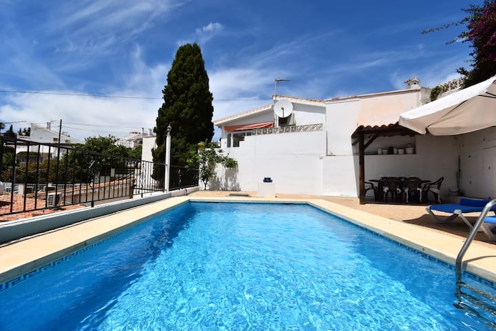 Villa Noli & Casa Carmencita | Pool | Walk > Beach - Fuengirola