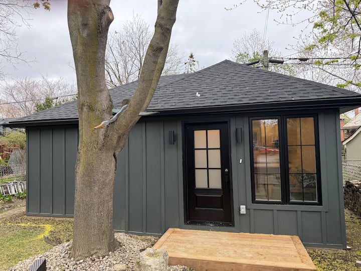 Brand New Luxury Tiny Home - Close To Everything. - Toronto