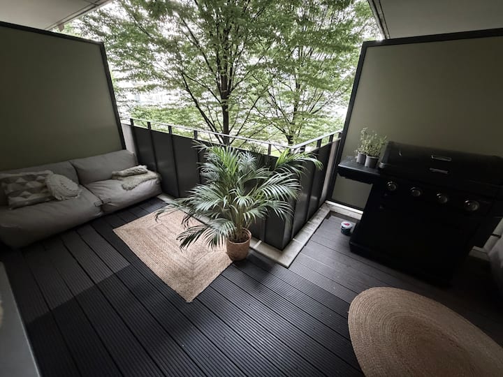 Moderne Stadt Wohnung Mit Terrasse Und Spa Zugang - Frankfurt