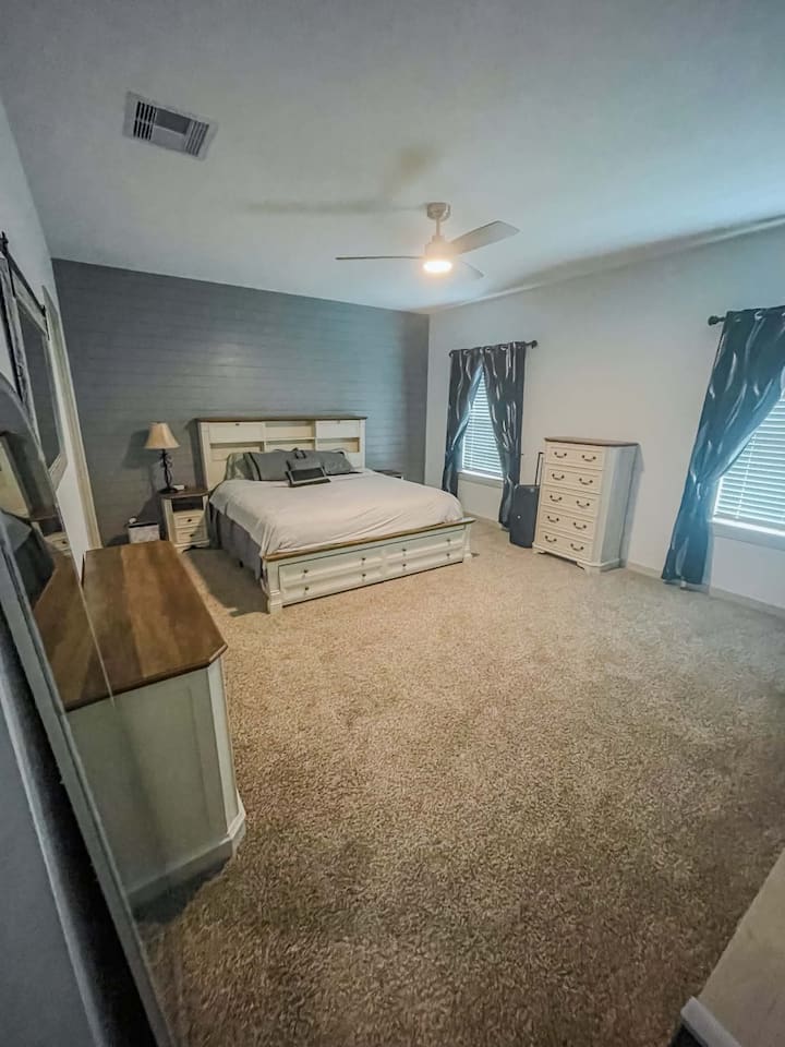 Amazing, Spacious Home With Everything You Need - Katy, TX