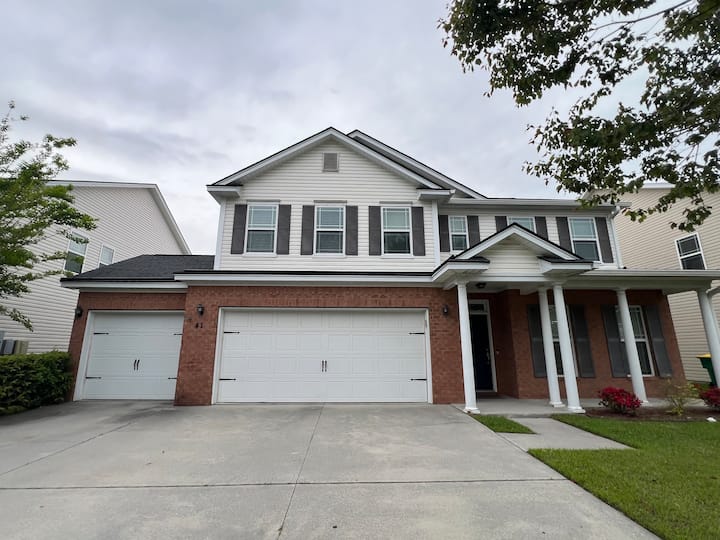 Pooler Home 4 Beds/ 2.5baths - Pooler, GA