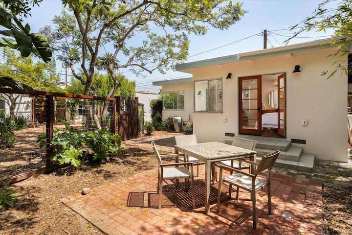 Casa Nopal 1 Bd Cottage In Santa Barbara - Santa Bárbara, CA