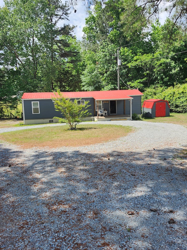 Twin Pines - Lake House, Gasburg