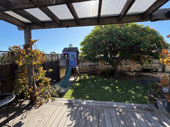 Frangipani House - Fremantle
