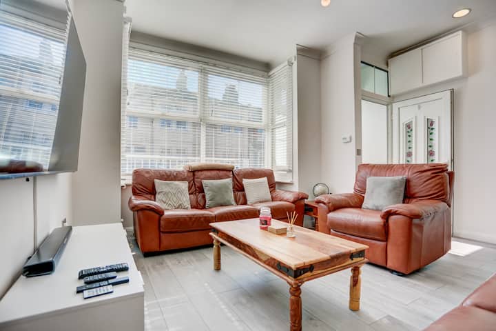 Long- Stay - Central 3br Gem W/ Free Parking - Eastbourne