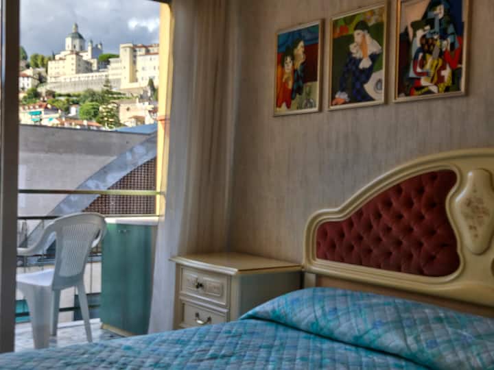 Appartamento Nel Cuore Di Sanremo, Centro Storico. - Sanremo