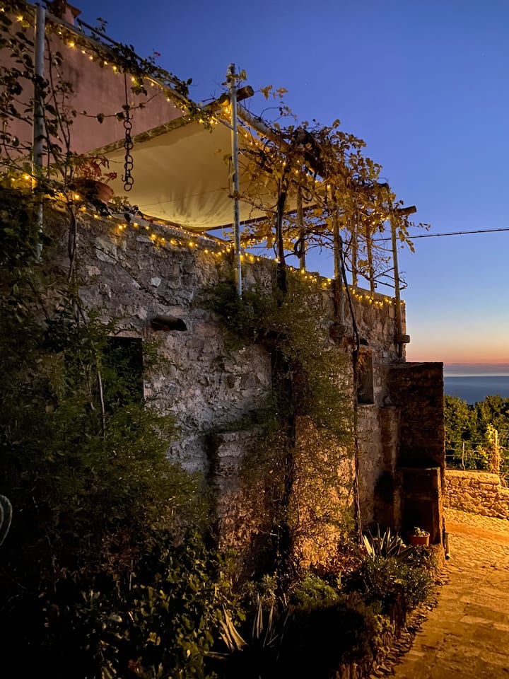 Archivolto Verezzi: Relax, Mare, Climbers, Mtb - Finale Ligure