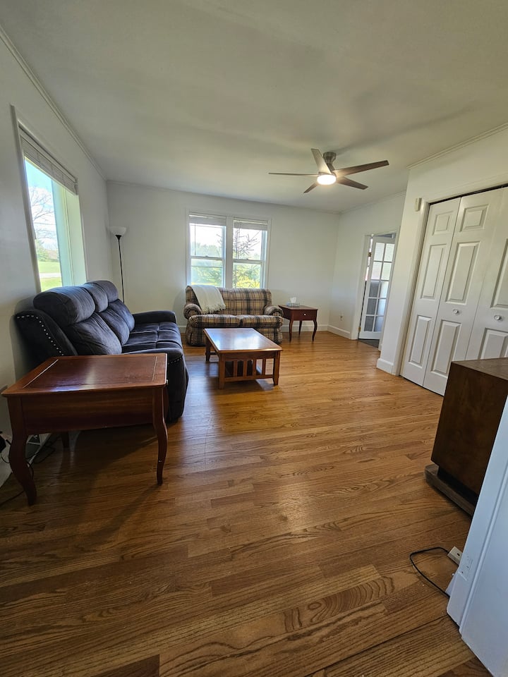 Cozy Farmhouse Featuring Generous Outdoor Space. - Pentwater, MI