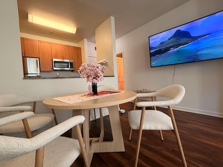 Japantown Bungalow - San Francisco, CA