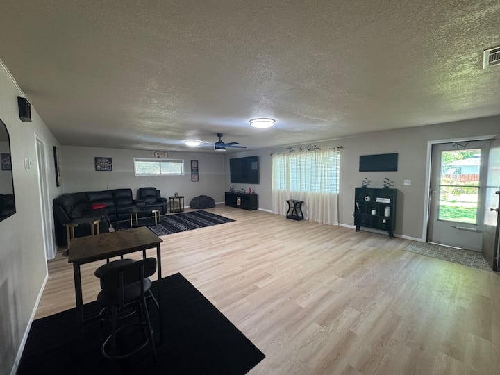 Serenity Stay - Carlsbad, NM