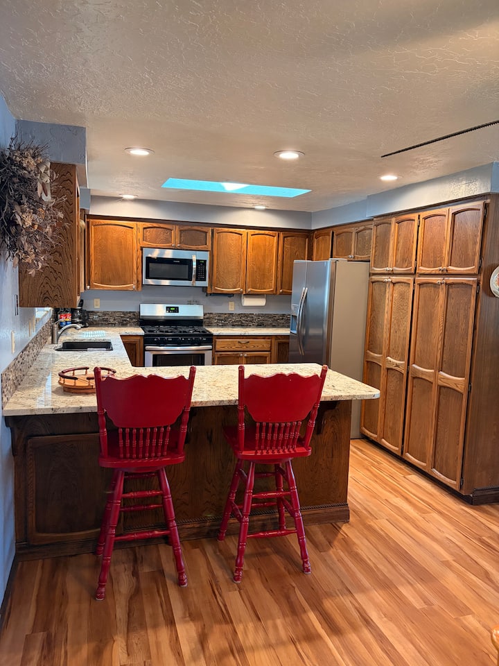 5 Bedroom-sw Boise 83709, Micron, Crews, Extended - Boise, ID