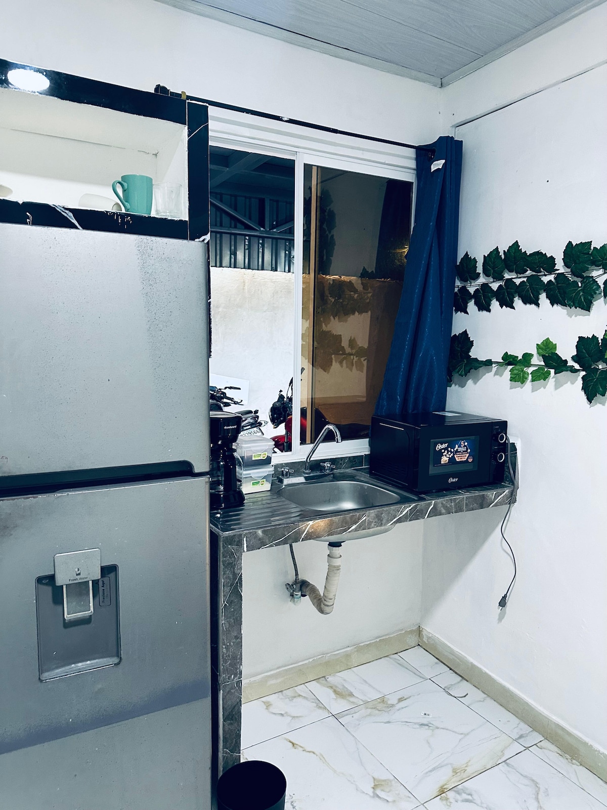 Hébergement simple à Managua avec les services de base. - Maisons à ...